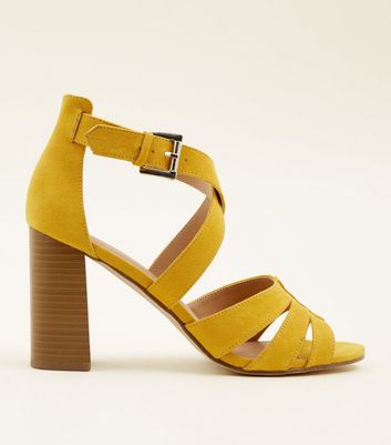 Sandales à talons | Sandales à brides & à lanières | New Look