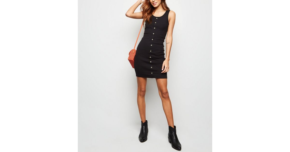 Geripptes ärmelloses Minikleid Mit Knopfleiste Vorne In Schwarz New Look