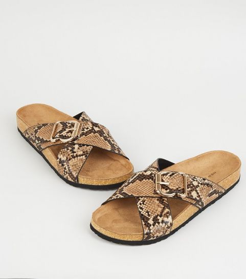 Sandales plates Femme | Mules & sandales en cuir | New Look