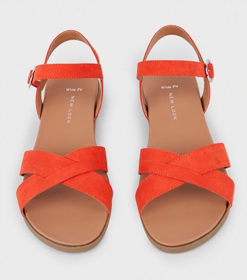 Sandales plates Femme | Mules & sandales en cuir | New Look