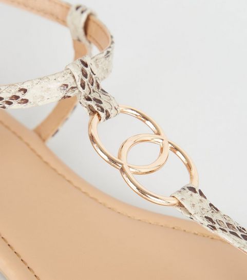 Sandales plates Femme | Mules & sandales en cuir | New Look