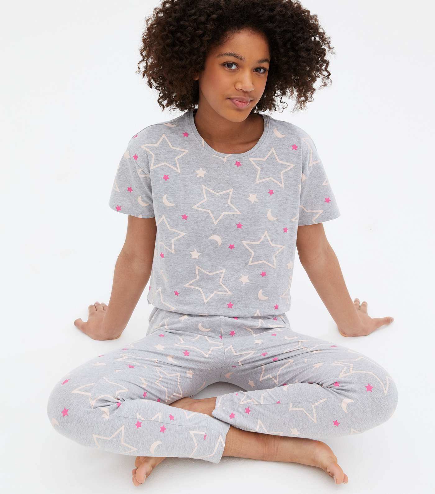 Girls Light Grey Jogger Pyjama Set With Star Print New Look