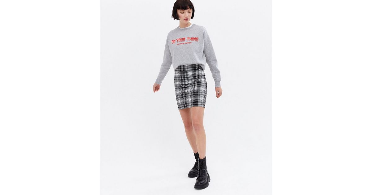 Black Check Mini Tube Skirt | New Look