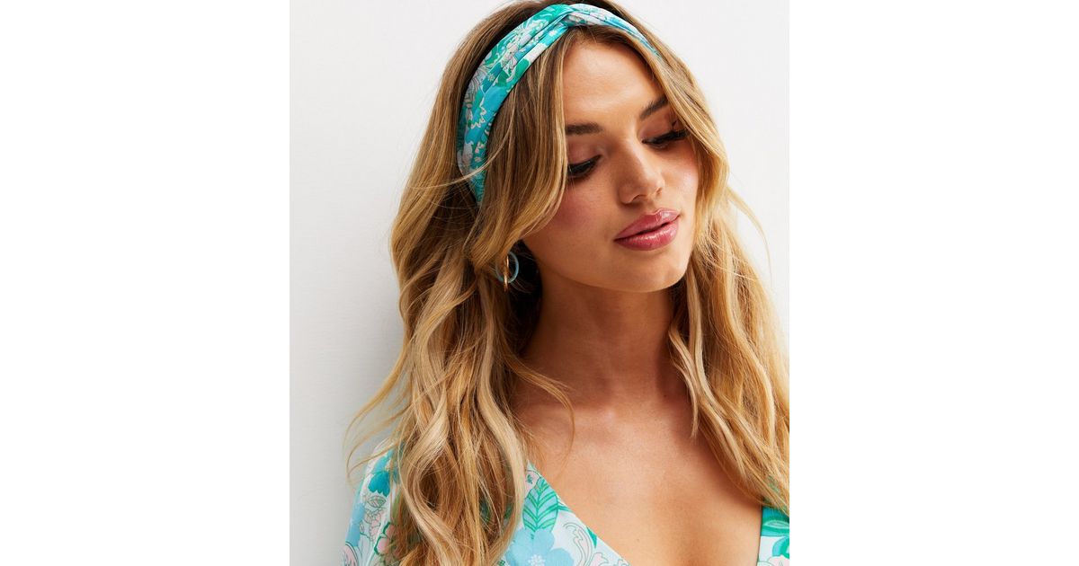 Match The Sky Blue Paisley Bandana | New Look