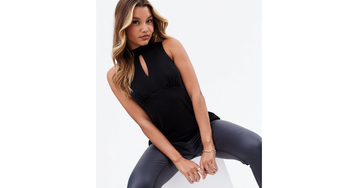 Black Keyhole Sleeveless Halter Top | New Look