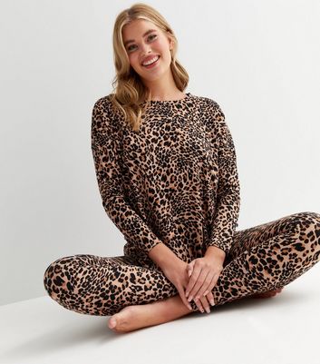 Tall Brown Soft Touch Legging Pyjama Set with Leopard Print | New Look