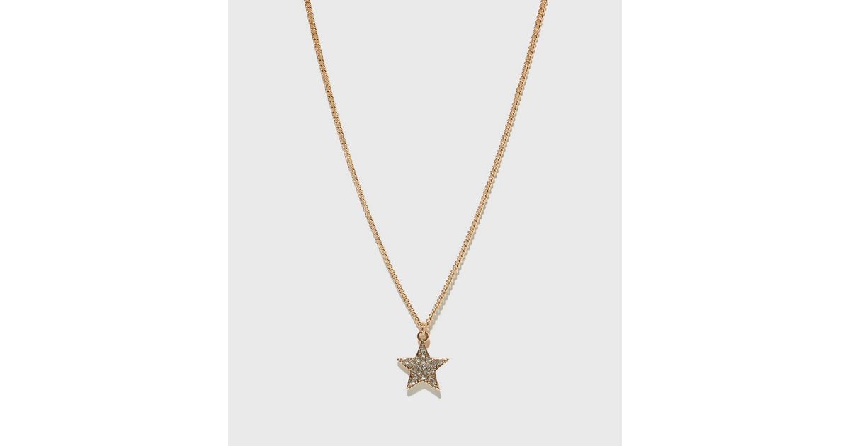 Gold Diamanté Star Pendant Necklace | New Look