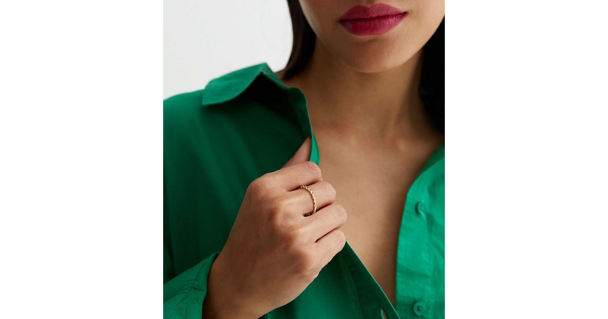 Gold Twist Ring | New Look