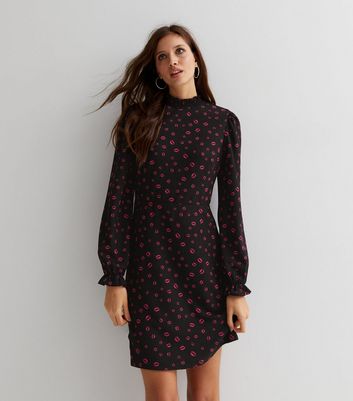Black Lip Pattern Jersey High Neck Mini Dress | New Look