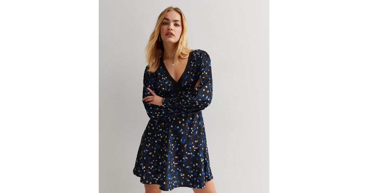 Black Ditsy Floral Lace V Neck Mini Dress | New Look