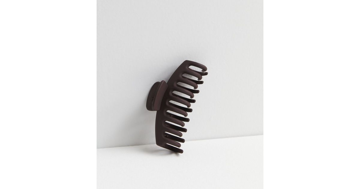 Dark Brown Matte Banana Hair Claw Clip | New Look