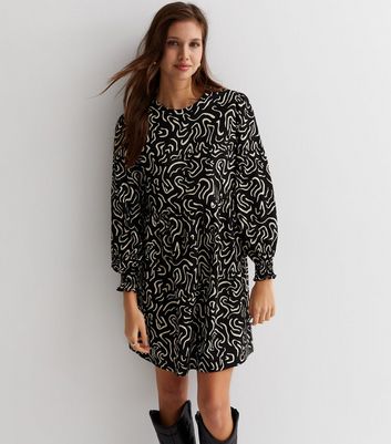 Black Mark Making Crinkle Jersey Long Sleeve Mini Smock Dress | New Look