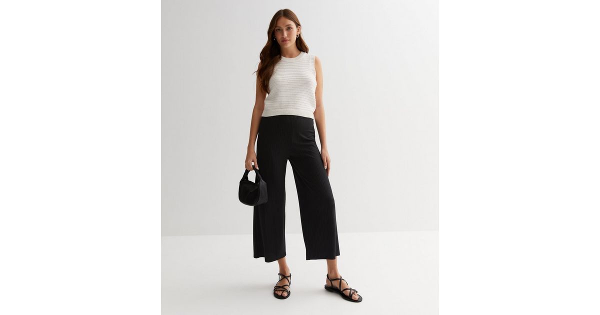 Black Ribbed Wide Leg Crop Trousers | New Look