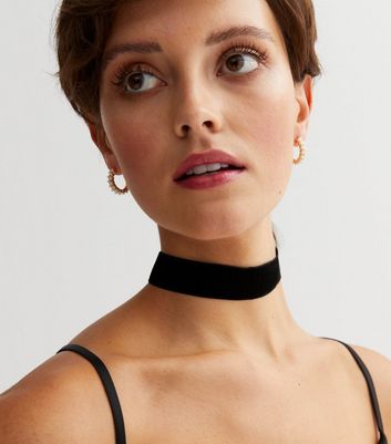 Where to buy velvet choker store