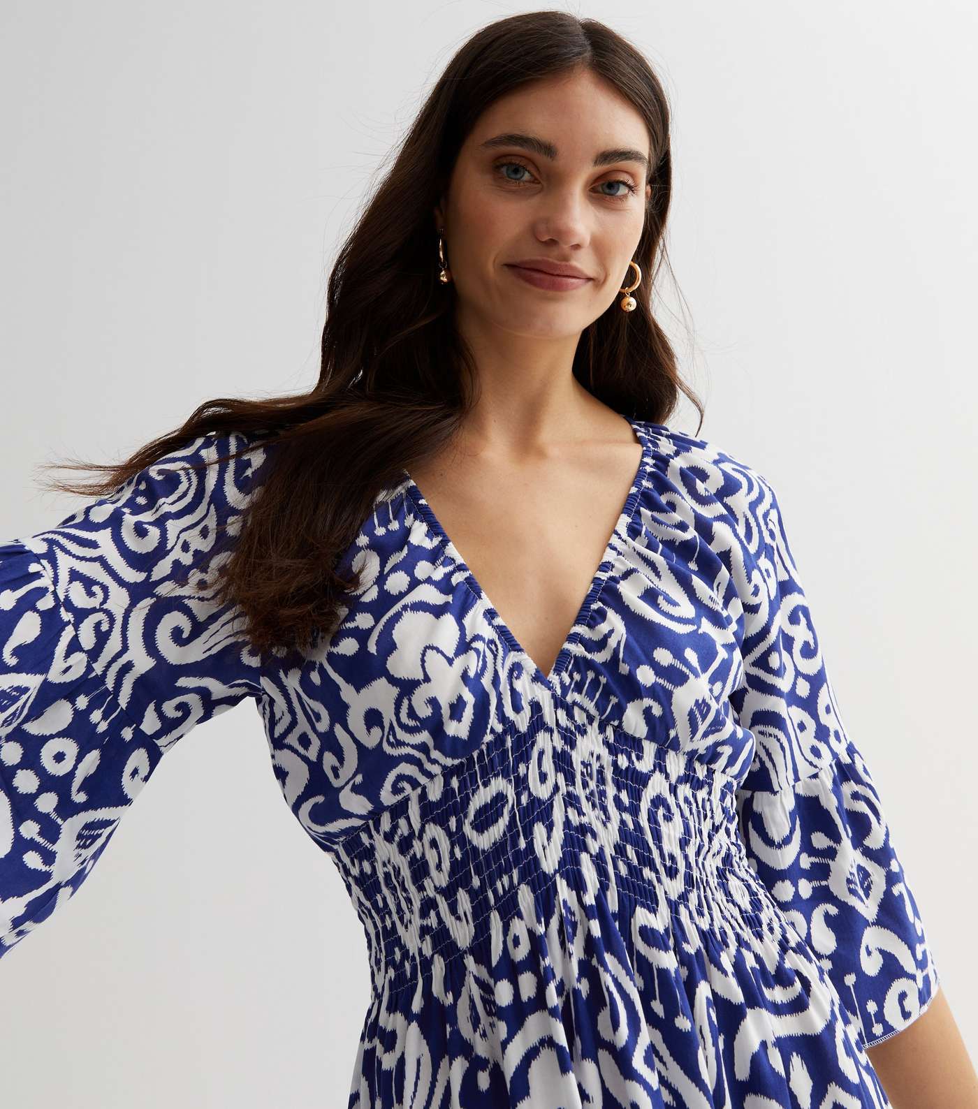Blue Vanilla Blue Tile Print V Neck Midi Dress New Look