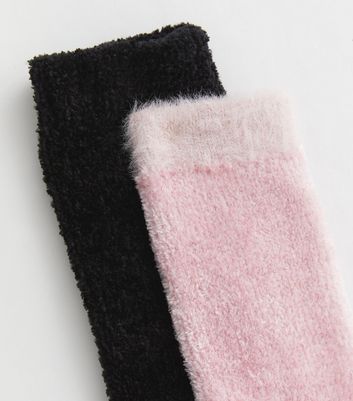Girls 2 Pack Pink Fluffy Socks | New Look