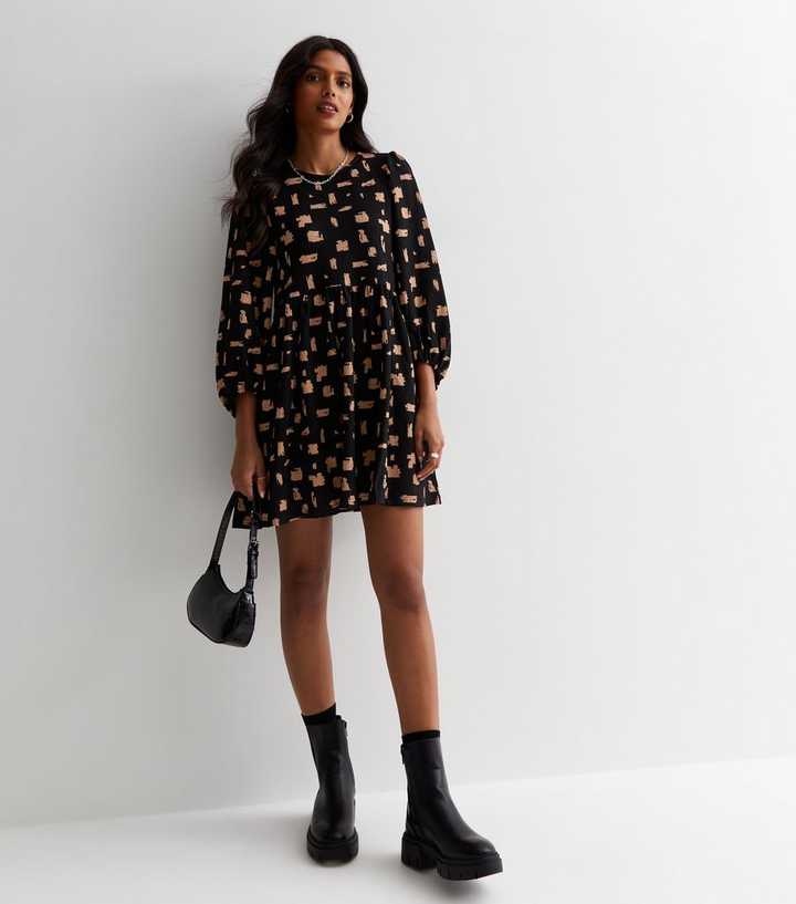 Brown Mark Making Crinkle Puff Sleeve Mini Dress | New Look
