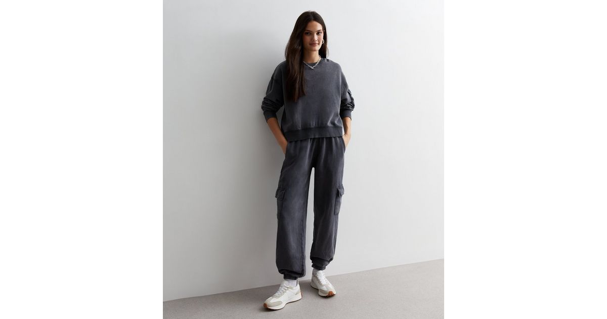 Dark Grey Acid Wash Cuffed Cargo Joggers | New Look