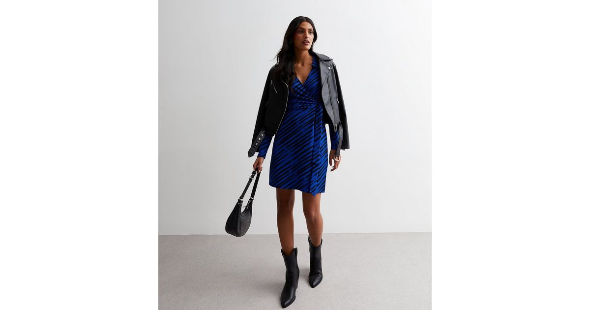 Blue Line Print Crinkle Mini Wrap Dress | New Look