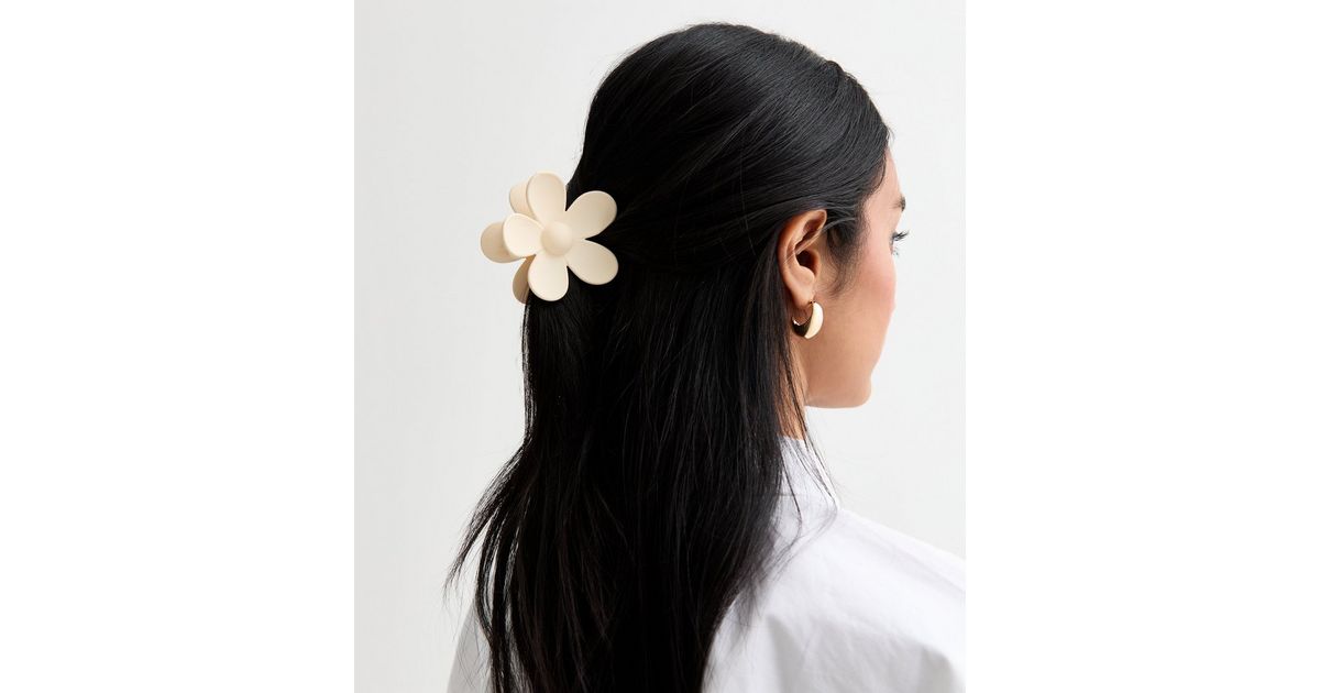 Cream Matte Large Flower Hair Claw Clip | New Look