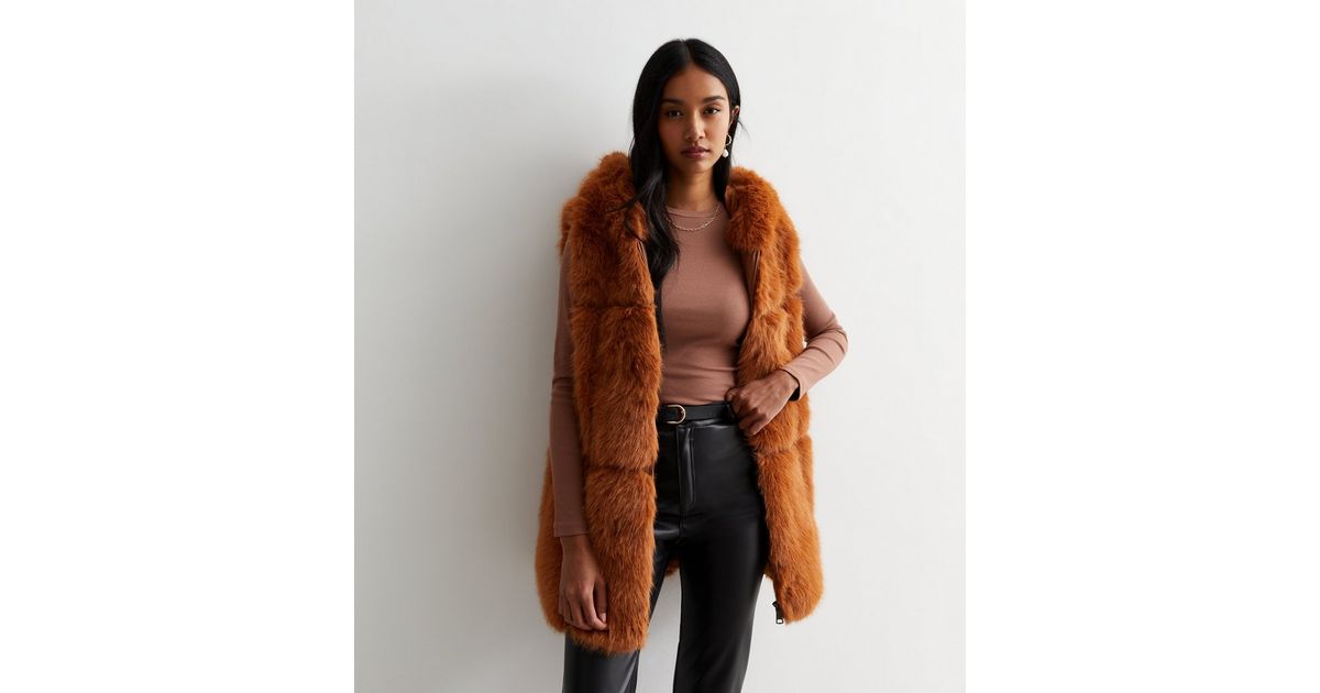 Gini London Camel Faux Fur Gilet New Look