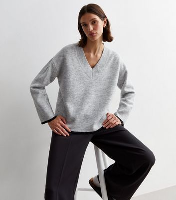 Pale Grey V Neck Jumper | New Look