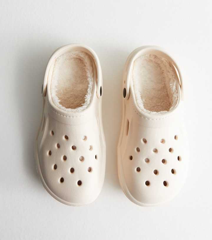 Crocs With Fur