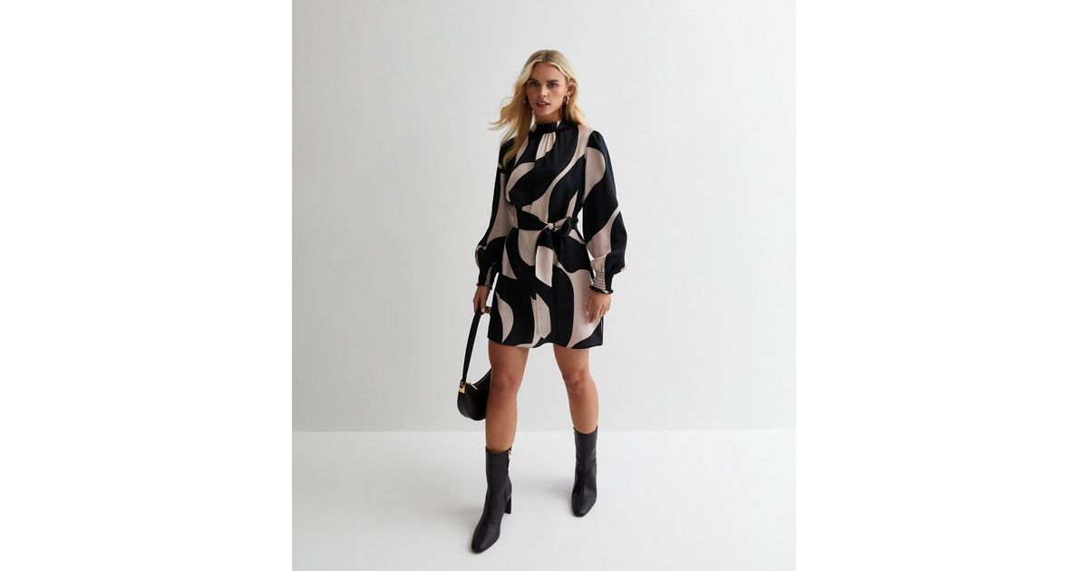 Petite Black Wave Print Belted Tunic Mini Dress | New Look