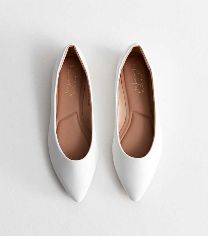 Comfortable White Pumps