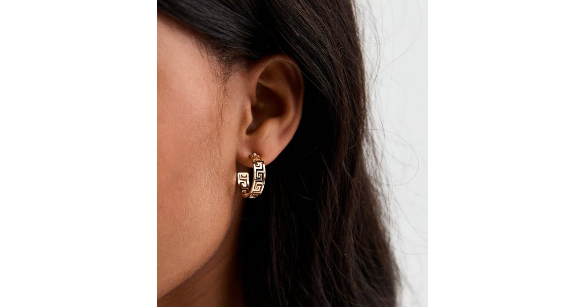 Gold Geometric 18mm Hoop Earrings | New Look