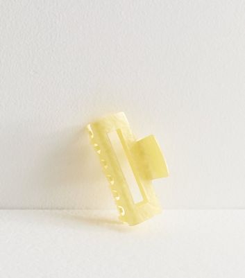 Yellow Resin Rectangle Bulldog Claw Hair Clip | New Look