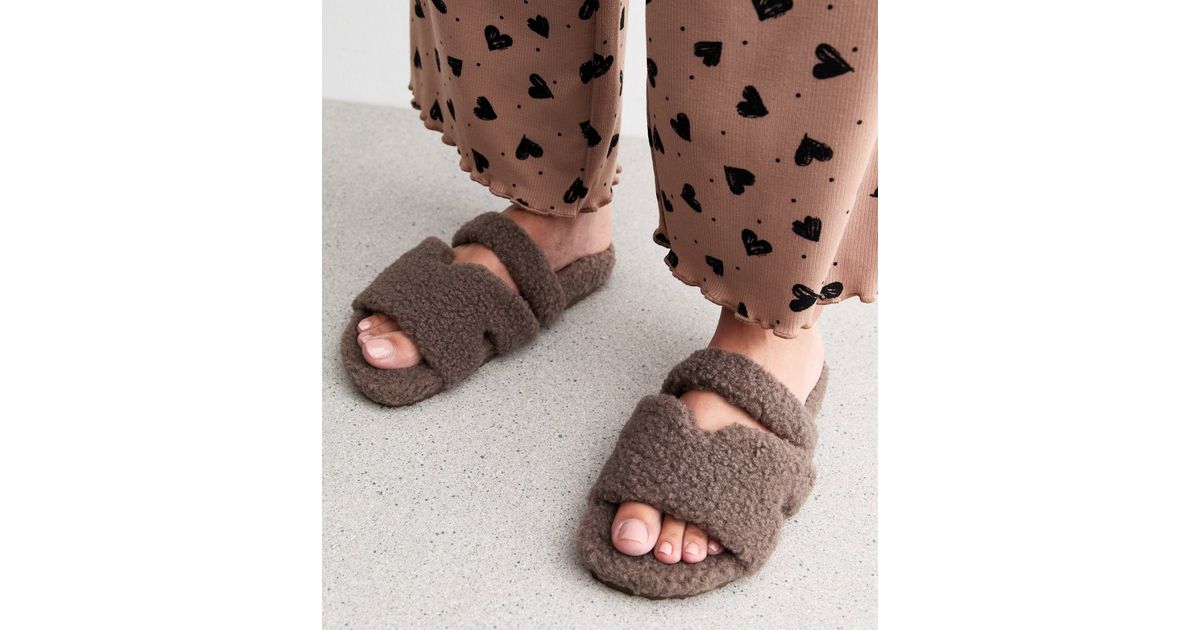 Light Brown Borg Slider Slippers | New Look