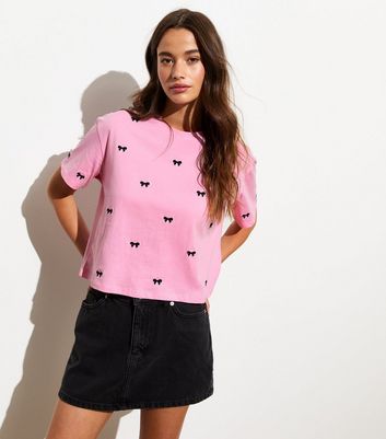 Pink Cotton Bow-Embroidered Boxy T-Shirt | New Look