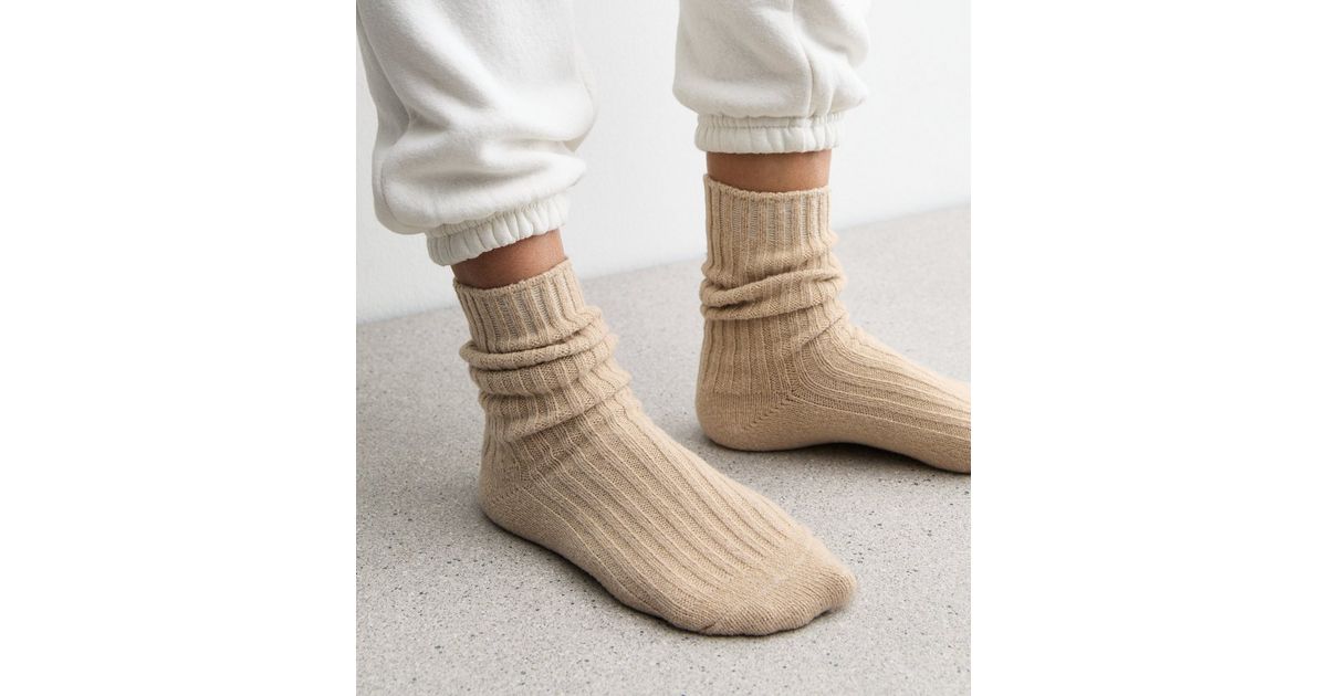 Cream Rib Knit Sparkle Lounge Socks | New Look