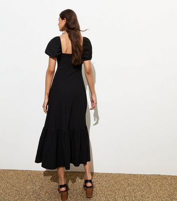 Black Smocked Short-Sleeve Midi Dress | New Look