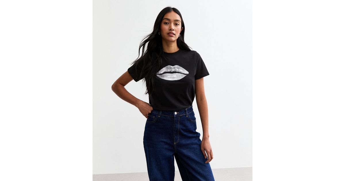Black Lip Print Jersey T-Shirt | New Look