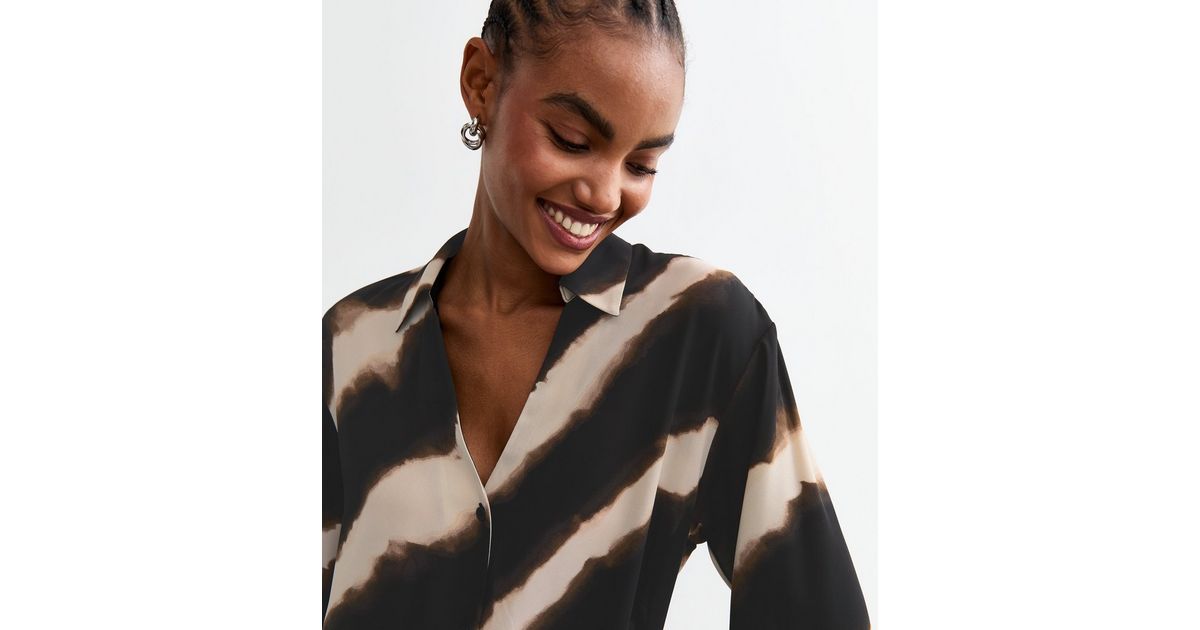 Tall Off White Blurred Stripe Shirt | New Look