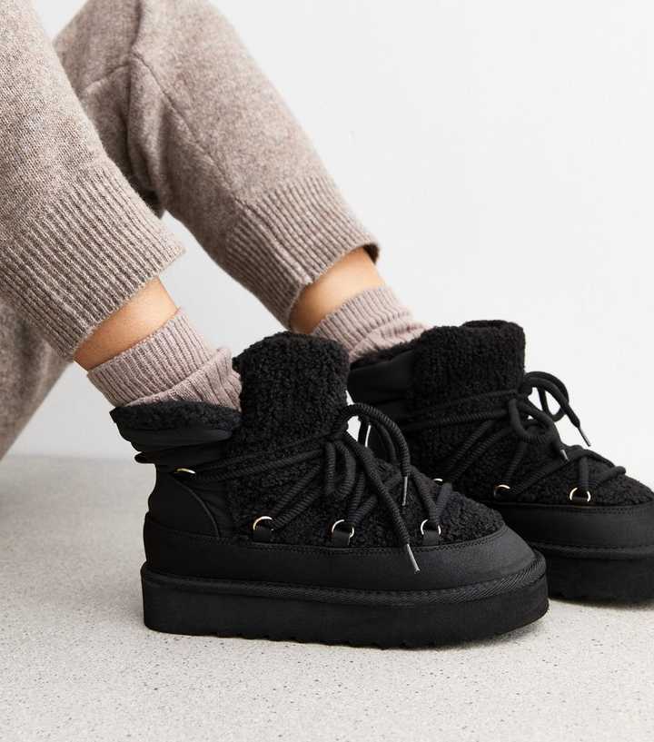 Black Faux Shearling Faux Fur Lined Borg Boots | New Look