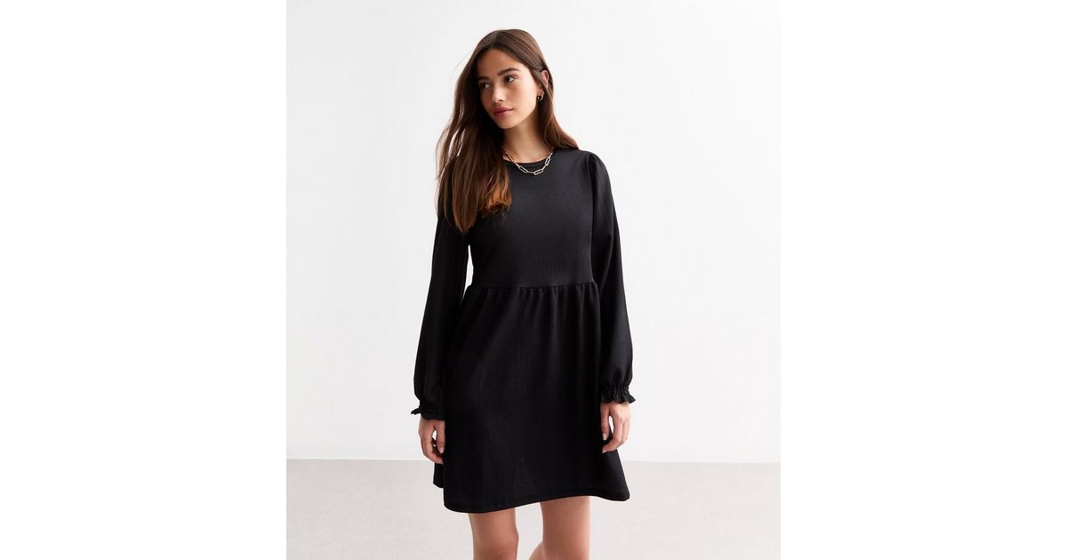 Black Crinkle Long Sleeve Mini Smock Dress New Look