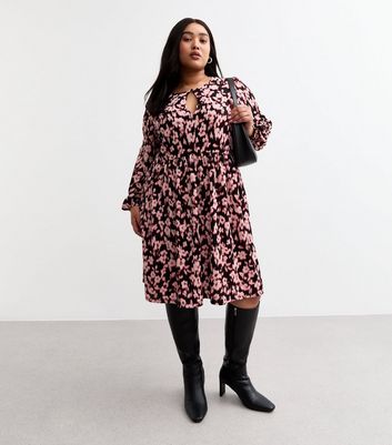 Curves Pink Floral Print Crinkle Smock Dress | New Look