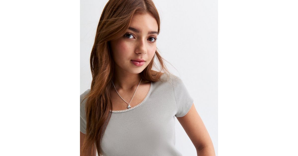 Girls Grey Scoop Neck Cropped Tee | New Look