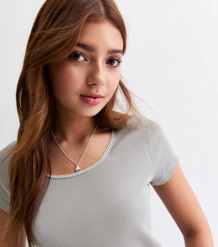 Girls Grey Scoop Neck Cropped Tee | New Look