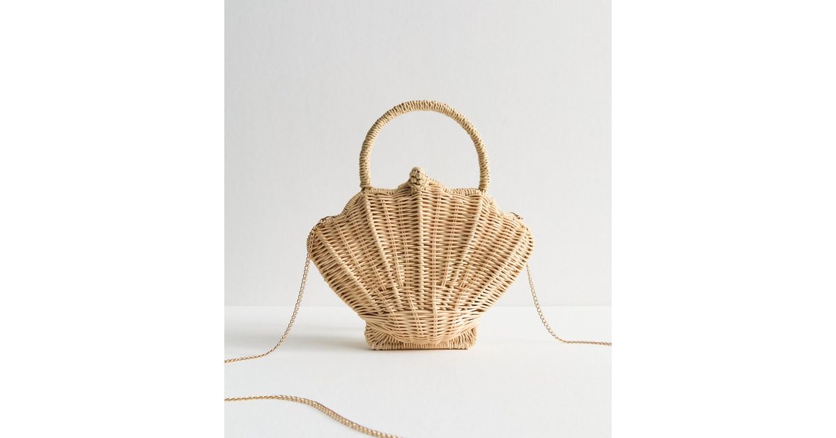 Stone Wicker Shell Crossbody Bag | New Look