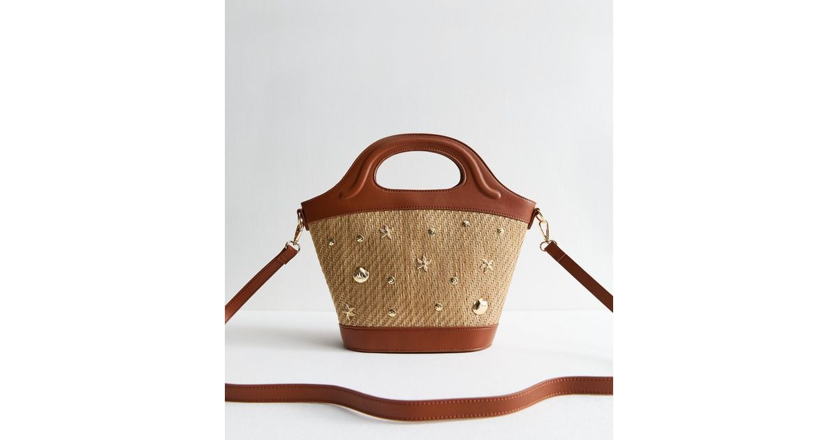 Stone Woven Seashell Embellished Crossbody Bag | New Look