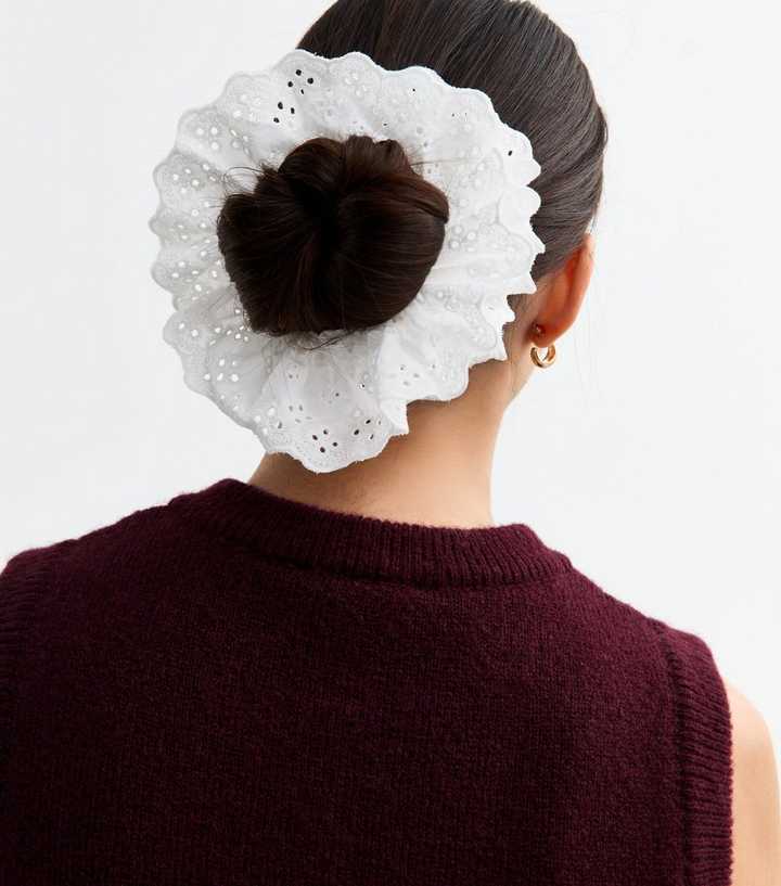 White Broderie Anglaise Frill Scrunchie | New Look