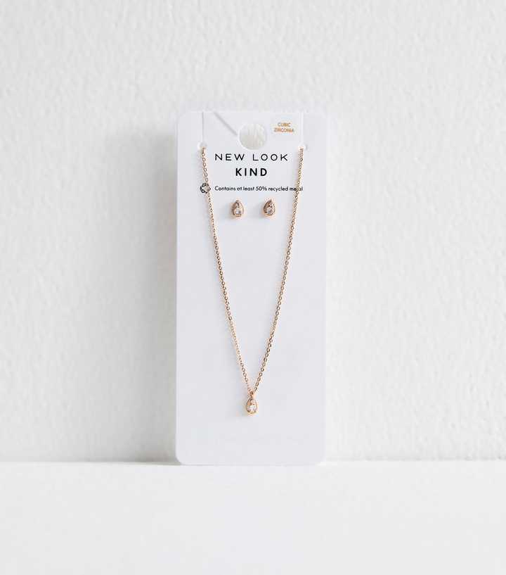 Gold Tone Tear Drop Earrings and Necklace Set | New Look