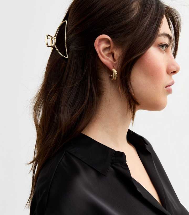 Gold Tone Curved Cut Out Hair Clip | New Look