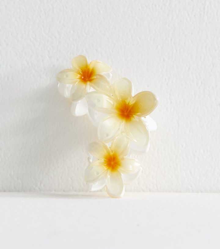 Yellow Tropical Flower Cluster Hair Claw Clip | New Look