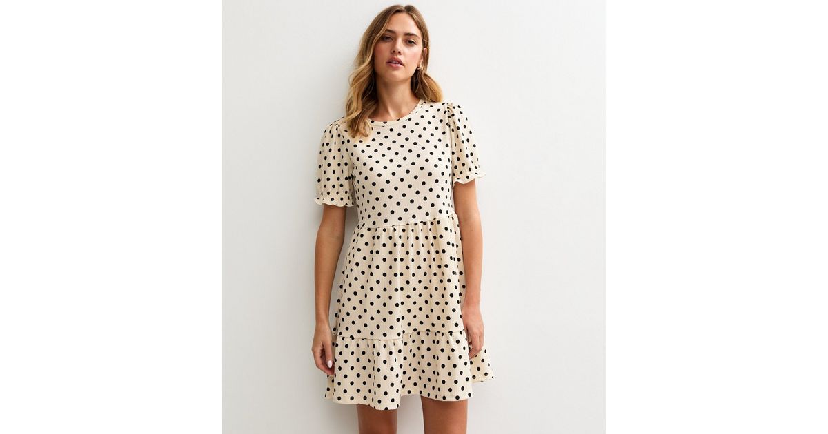 Cream Crinkle Texture Spot Print Tiered Mini Dress | New Look