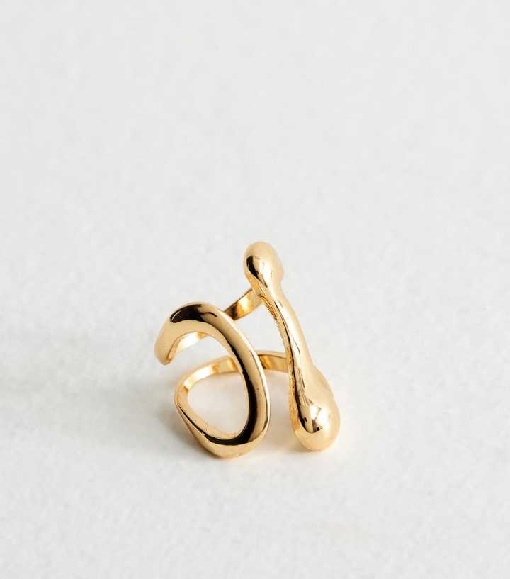 Gold Tone Curved Cut Out Ring | New Look